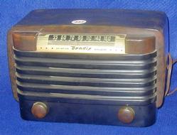 Radio; Bendix, Model 526C, Catalin Case, 1946.