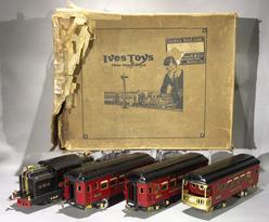 Train; Ives/Lionel, Set, Locomotive No 318E, Passenger Cars (3), Boxes.
