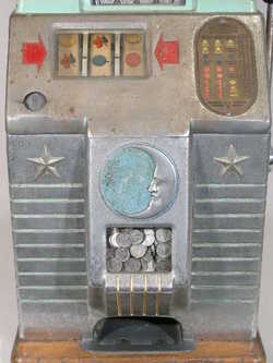 Slot Machine; Jennings, Silver Moon Chief, 3 Reel, 5 Cent.