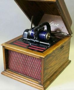 Phonograph; Edison, Amberola, Model 30, Oak Case, 13 Cylinders.