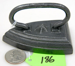 Sad Iron; Cast Iron, Spade Shape, 6-Point Star, Rod Handle, 3 inch.