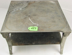 Kitchen Equipment; Wagner Ware, Grill, Picnicer.