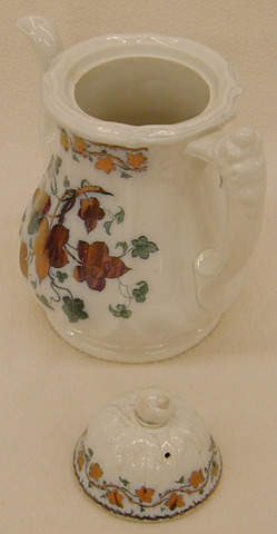 Ironstone; Furnival (Jacob)?, Ivy, Coffeepot & Cover, Grand Loop, 10 inch.