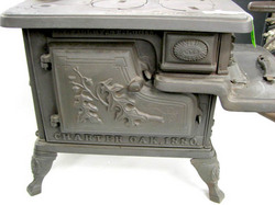 Toy Stove; Filley (GF), Charter Oak No 103, Cast Iron, 1880, 20 inch.