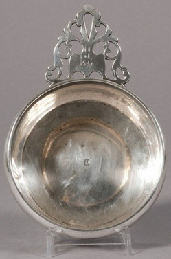 Porringer; Silver, Edwards (John), Bulbous Bowl, Angled Rim, Domed ...