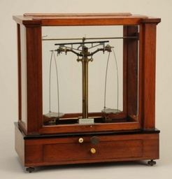 Scale; Analytical Balance, Becker (Christian), Style 15 Reg, Mahogany ...