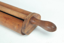 Shaker; Rolling Pin, Maple, 2 Rollers, 20 inch.