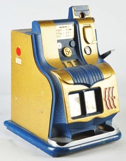 Slot Machine; Mills, QT, Hash Mark, 5 Cent.