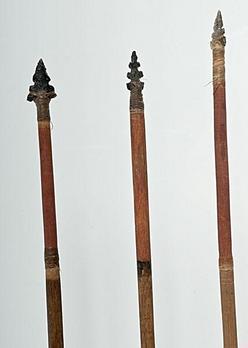 Bow; Sierra Miwok, Recurved, Sinew Backed, Hide Grip, 3 Arrows, 41 inch.